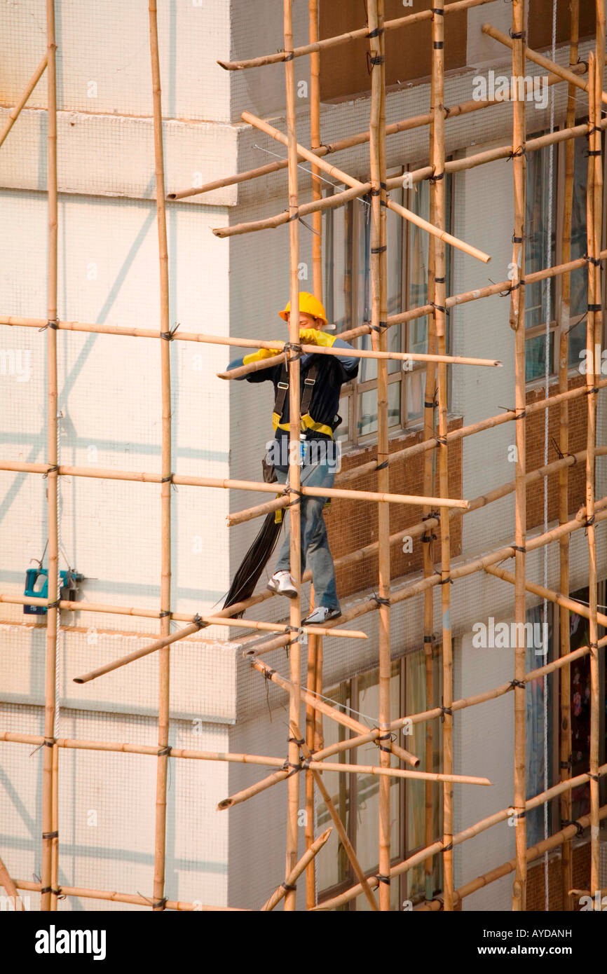 Scaffolder Danger High Resolution Stock Photography and Images - Alamy