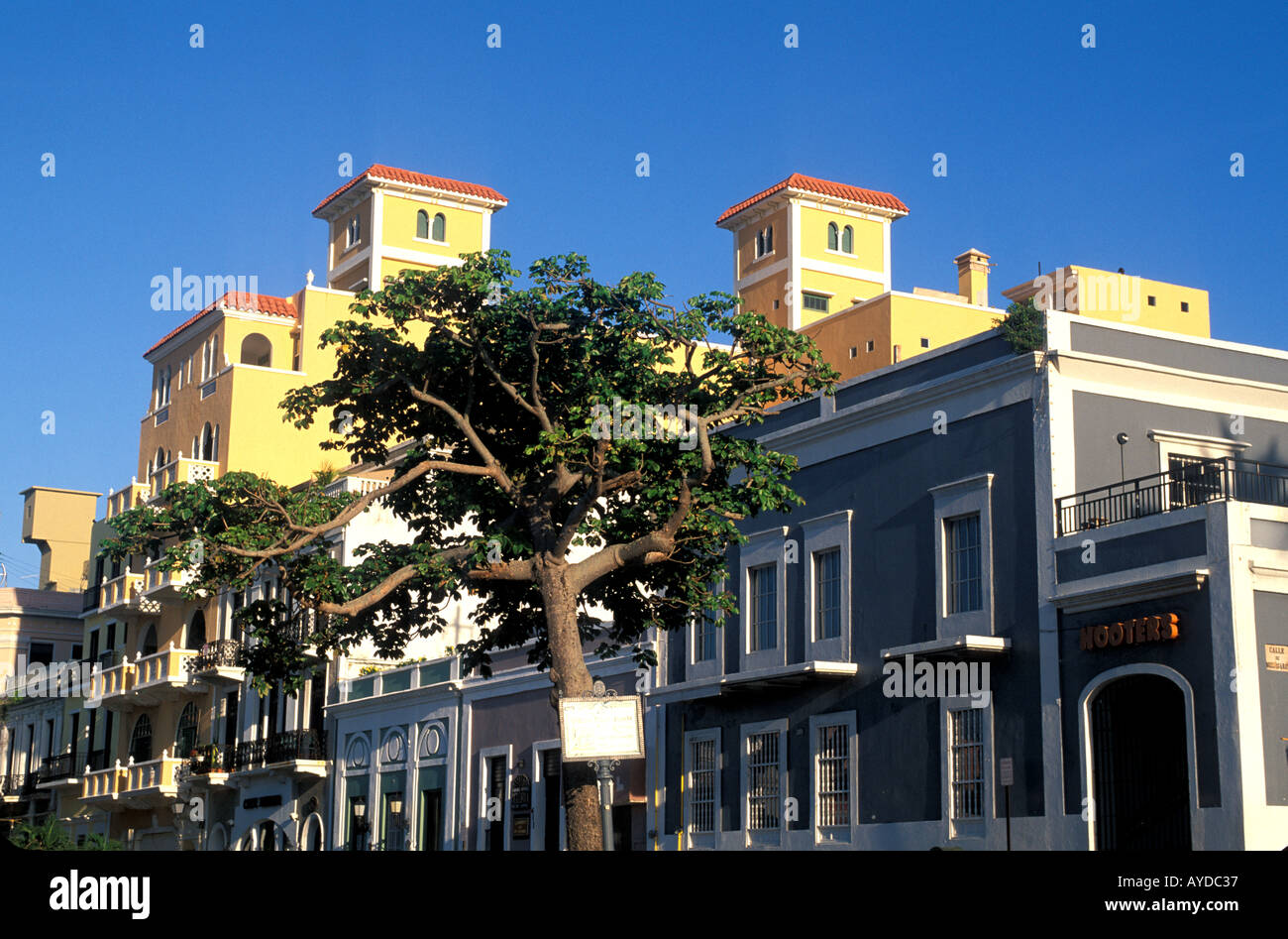 Puerto Rico Old San Juan building off Plaza Colon Stock Photo - Alamy
