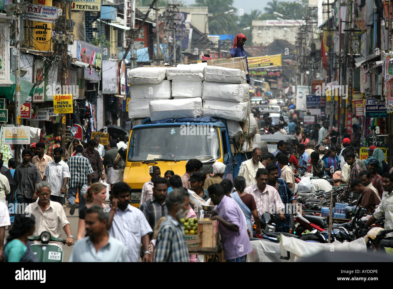 Traffic trivandrum hi-res stock photography and images - Alamy
