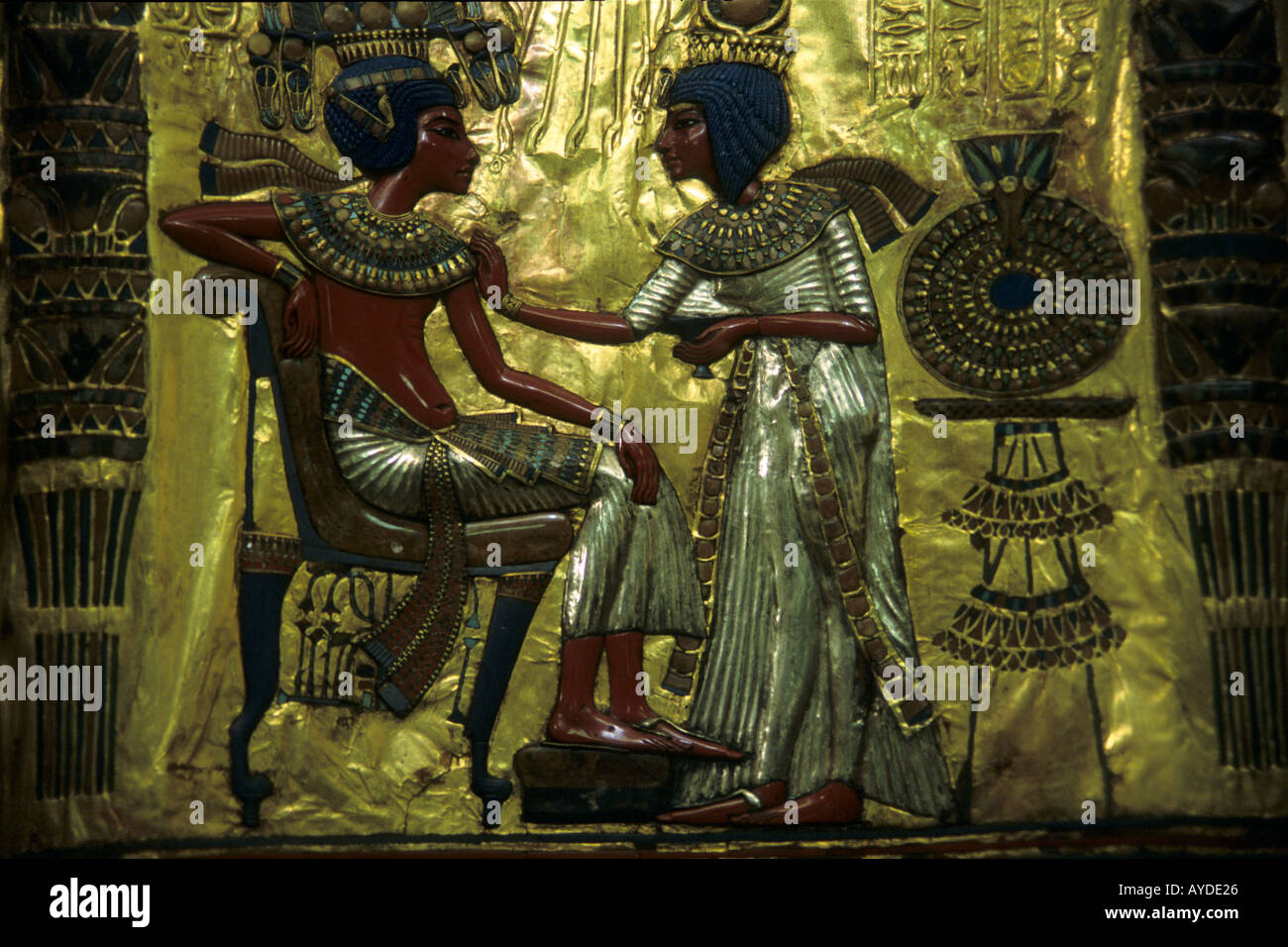 Tutankhamun throne hi-res stock photography and images - Alamy