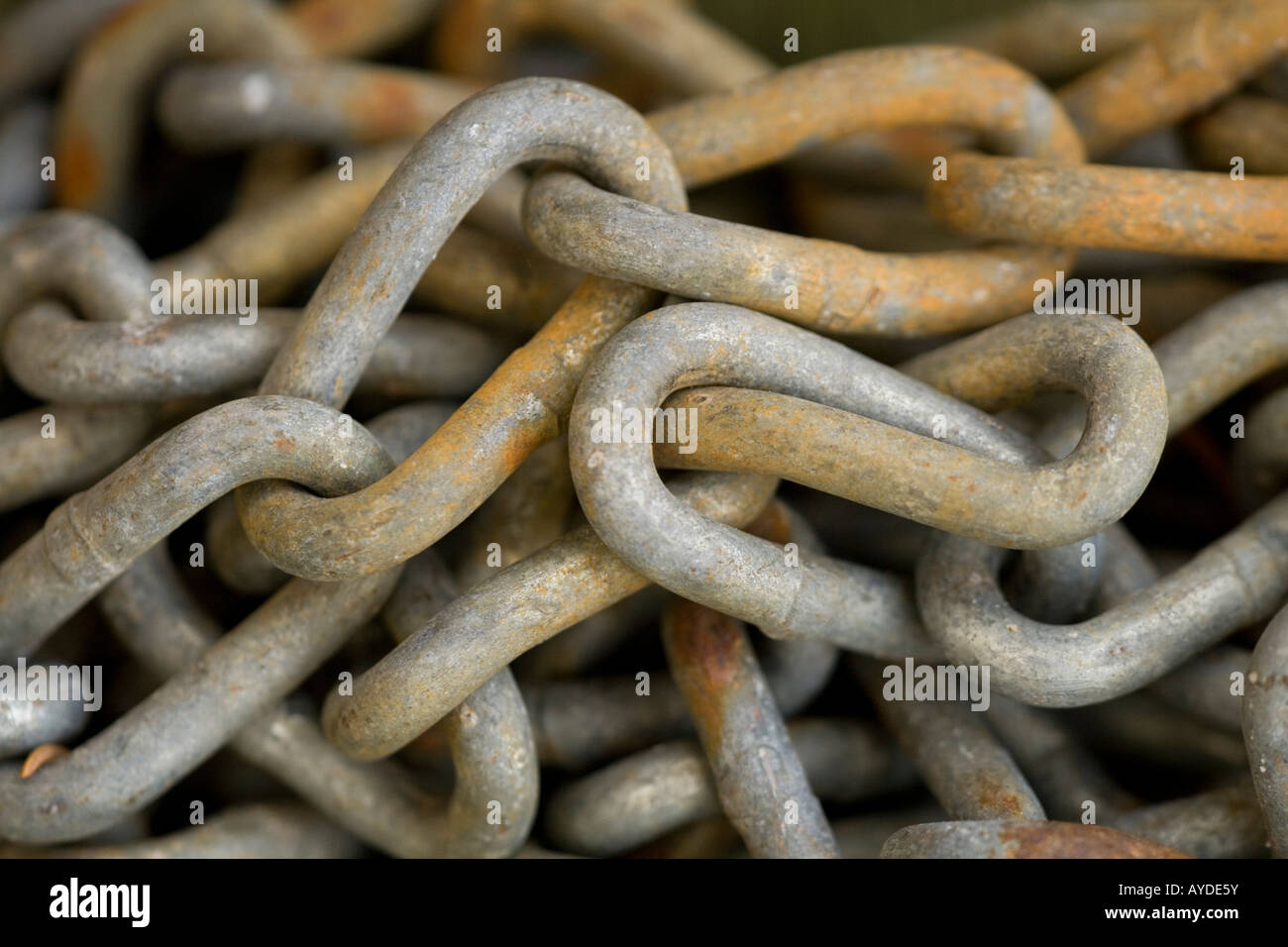 Rusty old chains hi-res stock photography and images - Alamy