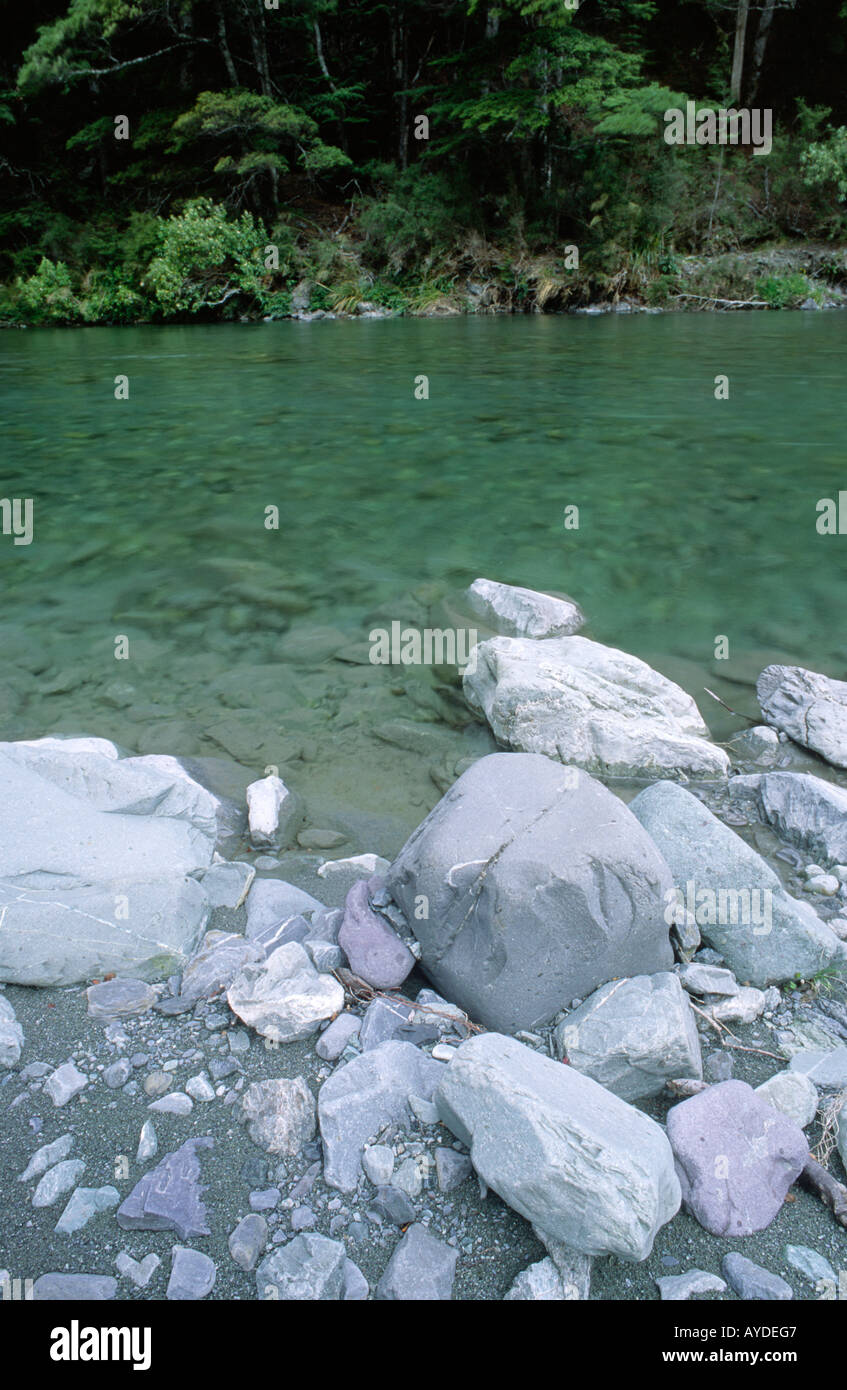 Greenstone rock hi-res stock photography and images - Alamy