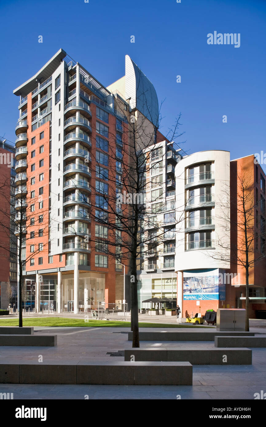 High density housing hi-res stock photography and images - Alamy