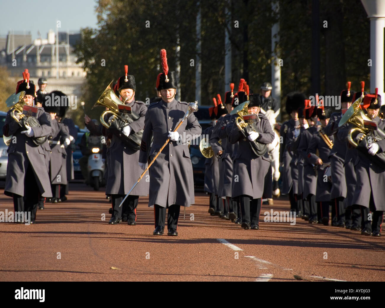 Military band marching down the mall hi-res stock photography and ...
