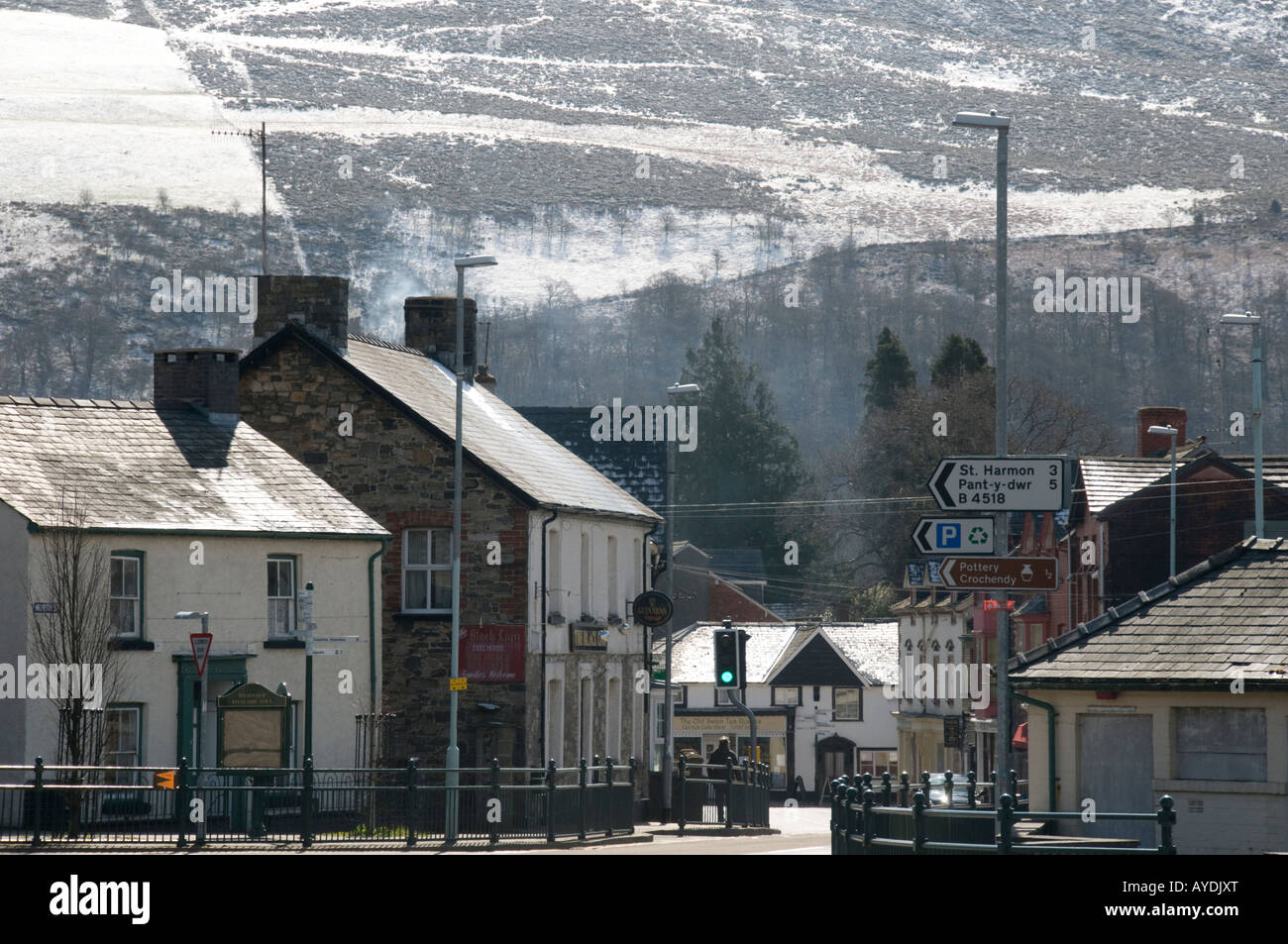The main street in Rhayader Rhaeadr Gwy Powys Mid Wales on a winter ...