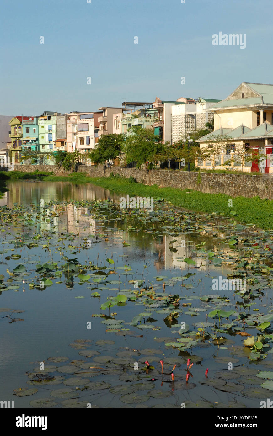 Vietnam Waterside Houses High Resolution Stock Photography and Images ...