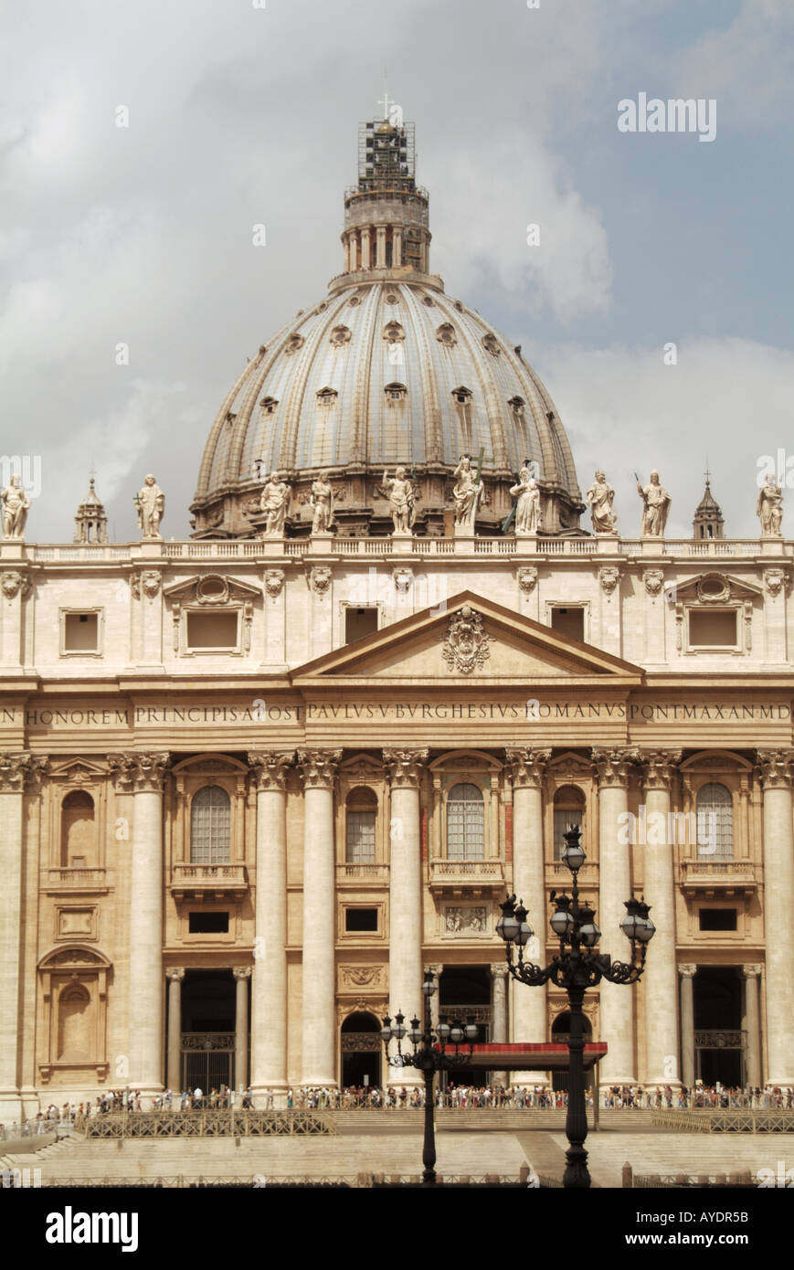 Close up historical Italian1600s St. Peters Basilica dome & row of roof ...