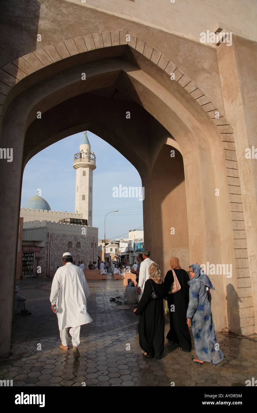 Muscat street scene hi-res stock photography and images - Alamy