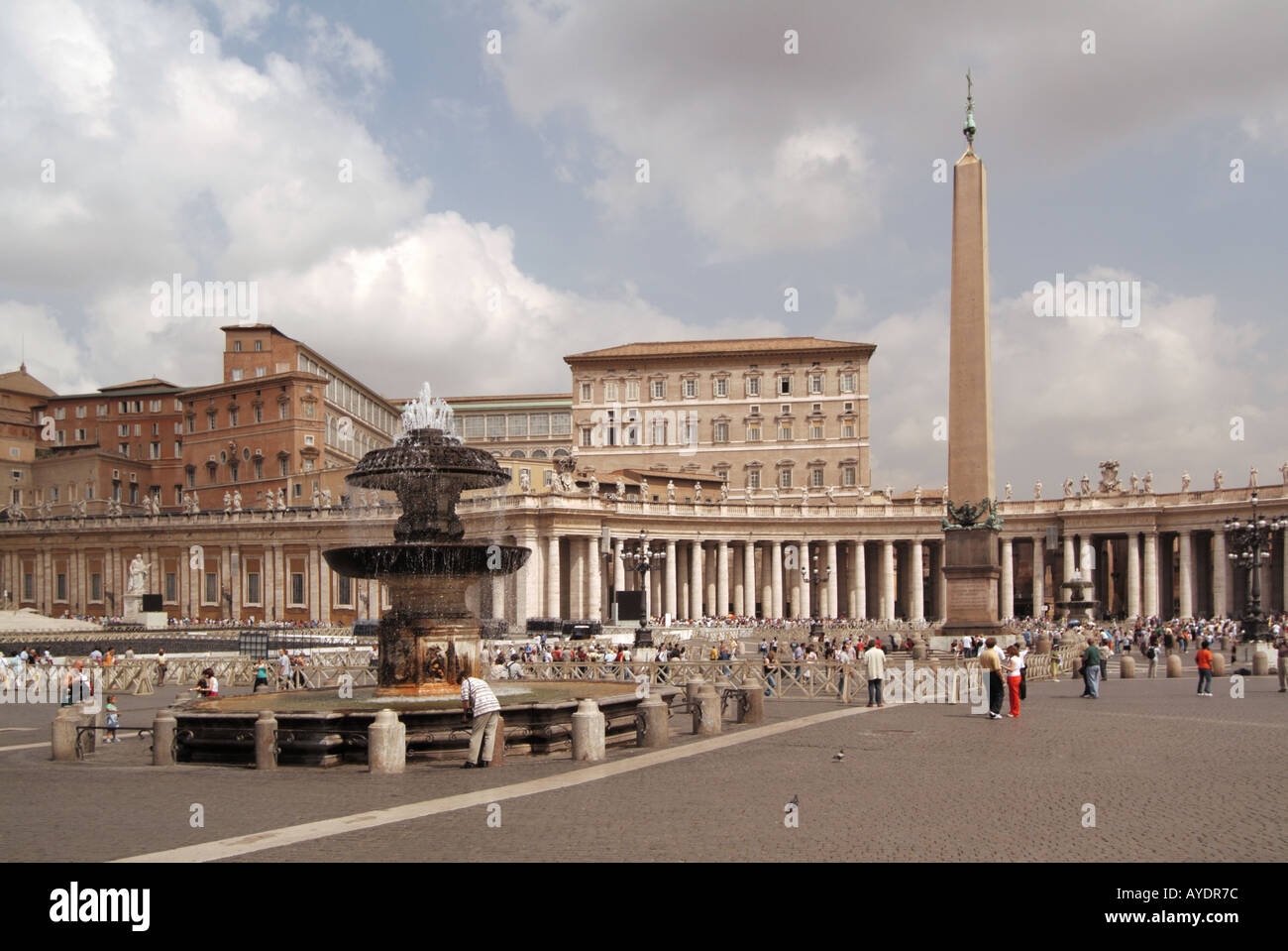 Vatican Rome St Peters Square Stock Photo - Alamy