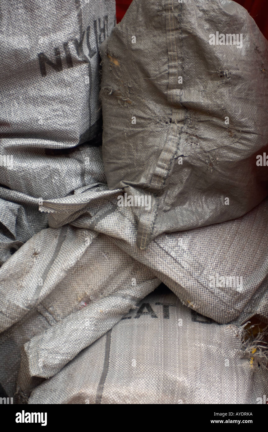 Royal mail badge hi-res stock photography and images - Alamy