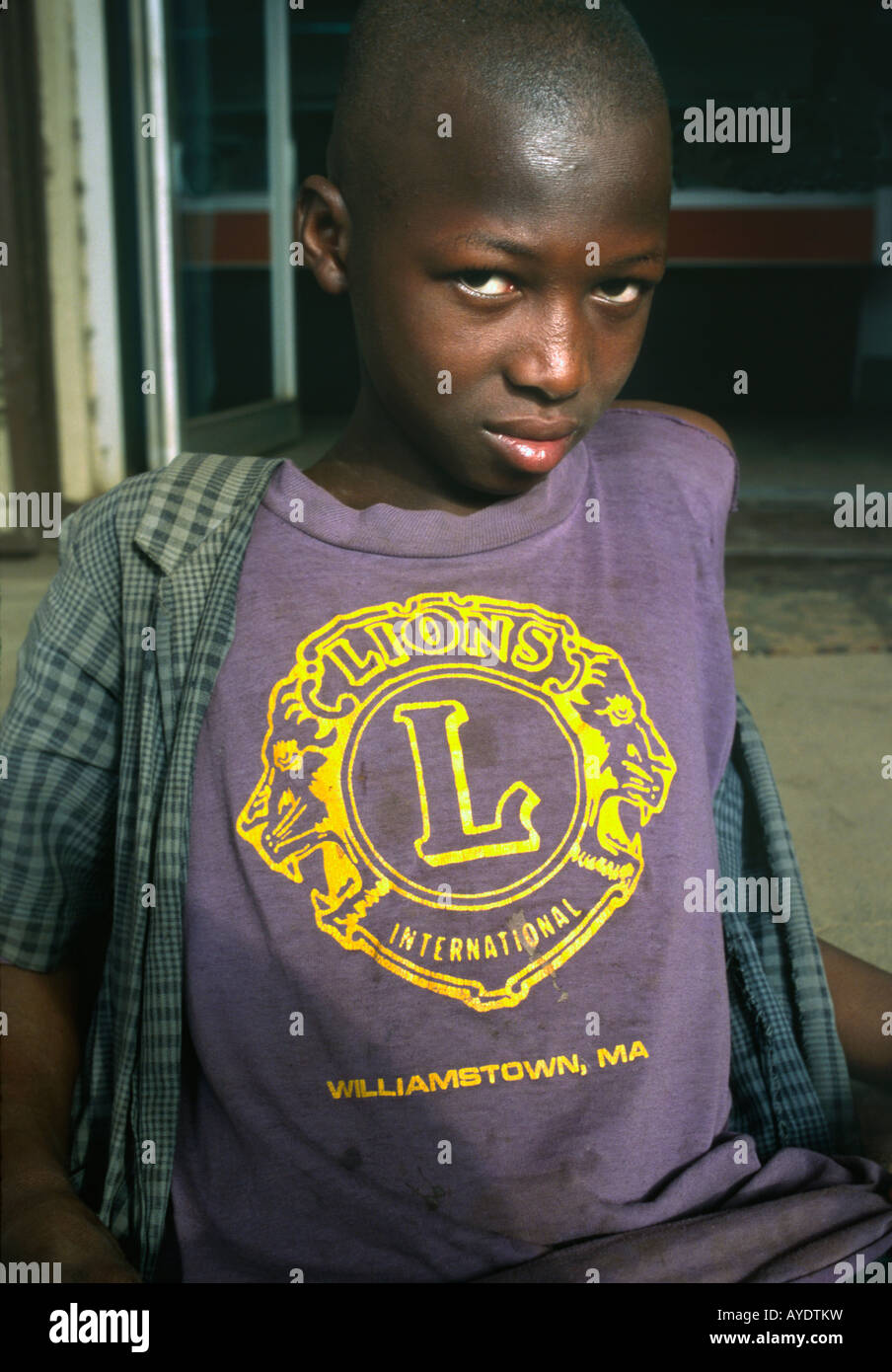 Ivory shirt hi-res stock photography and images - Alamy