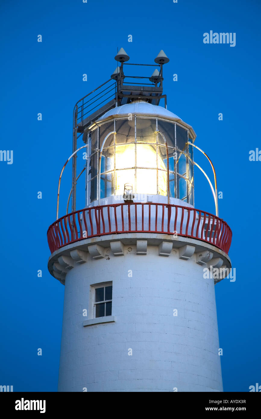Loop head lighthouse, county clare hi-res stock photography and images ...
