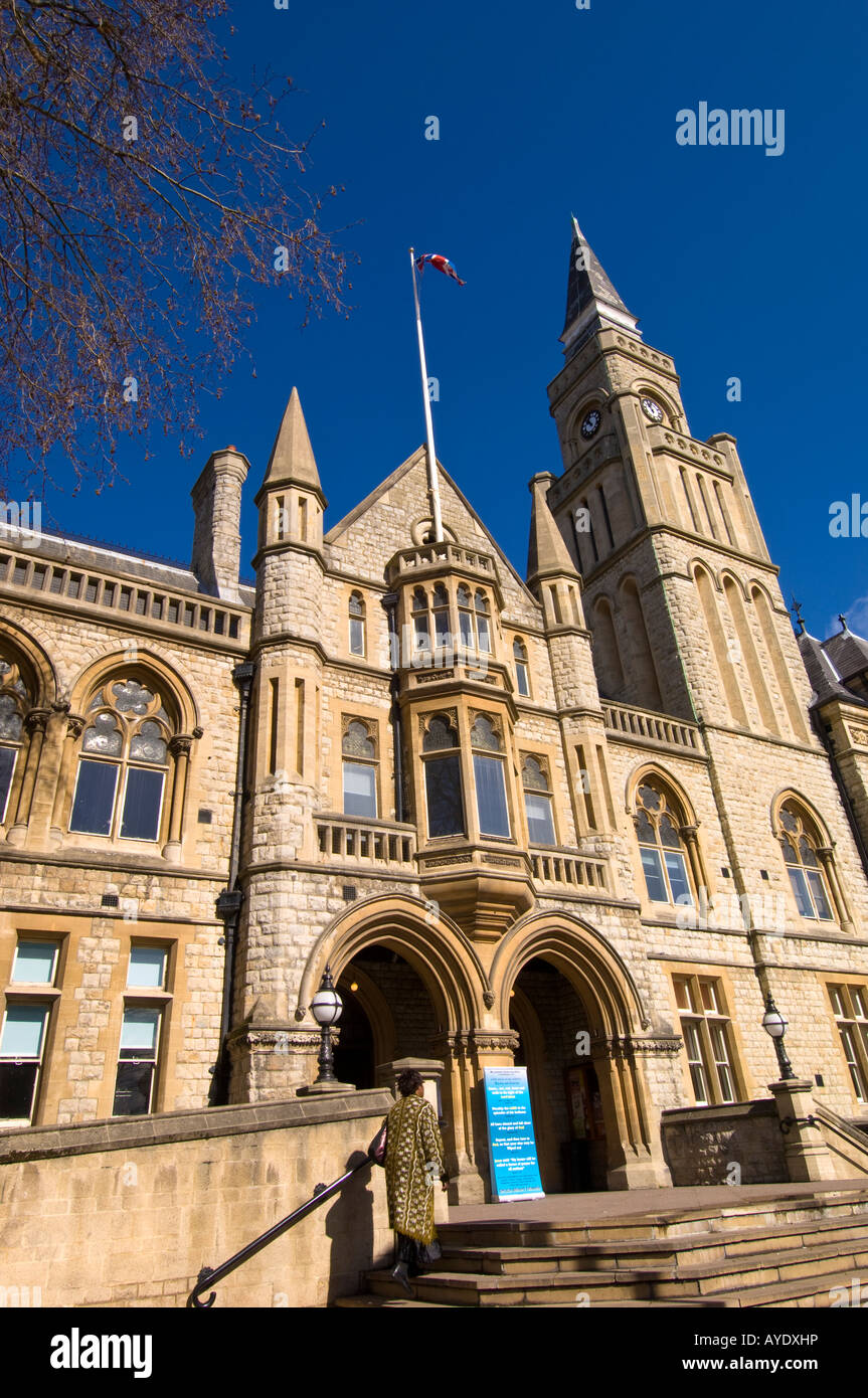 Ealing town hall hi-res stock photography and images - Alamy