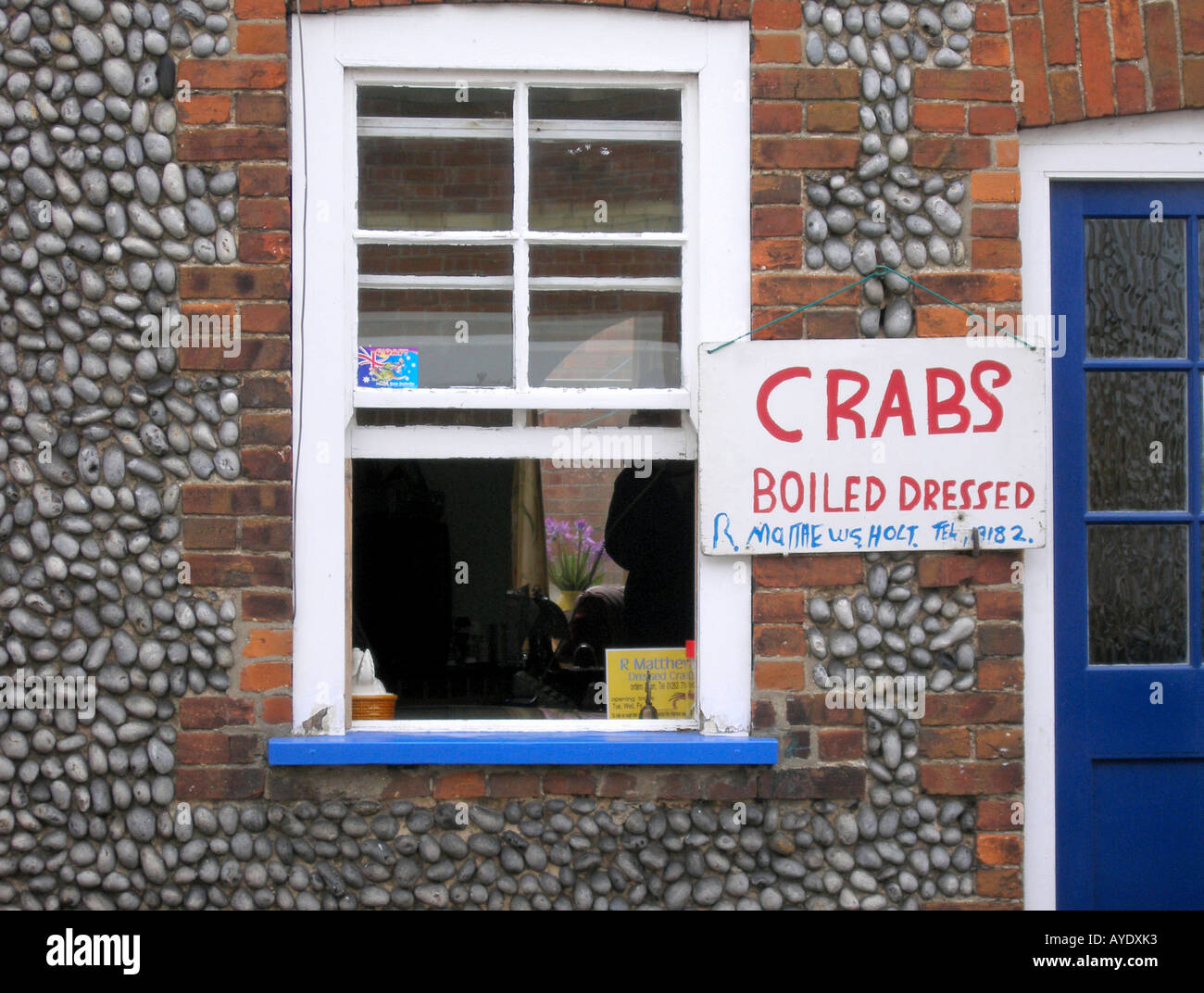 Blue crabs sign hi-res stock photography and images - Alamy