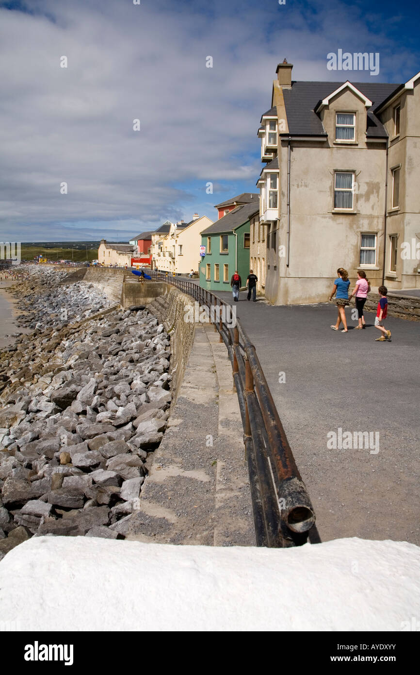 Lahinch county clare ireland people hi-res stock photography and images ...