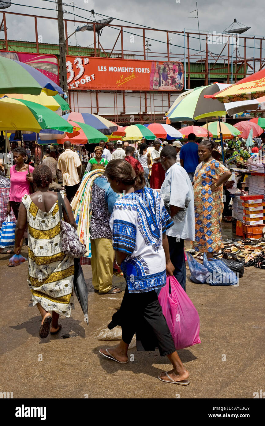 Mont-Bouet Market, largest market in Libreville, Gabon Stock Photo - Alamy