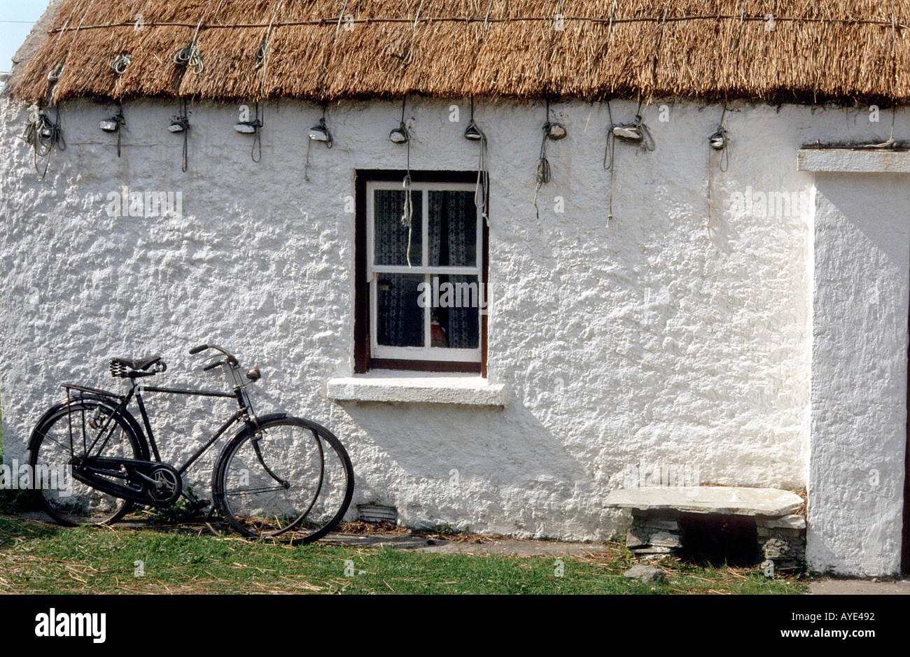 Irish Traditional Cottage Stock Photo - Alamy