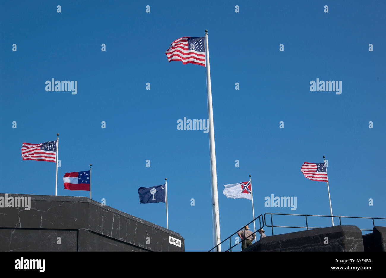 Fort sumter flag hi-res stock photography and images - Alamy