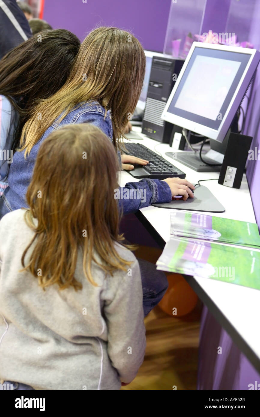 Childreen High Resolution Stock Photography and Images - Alamy