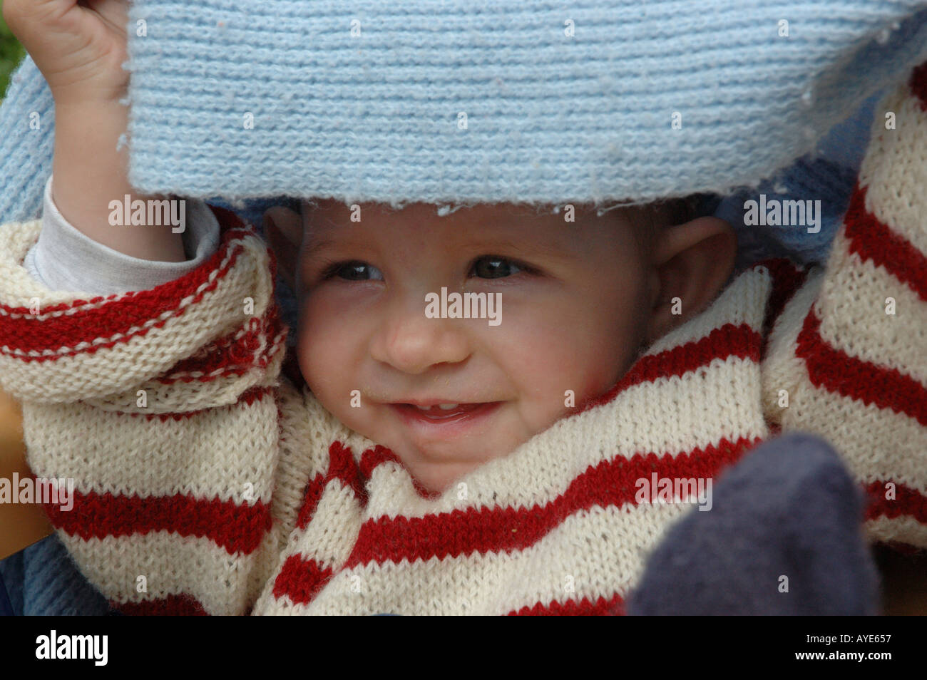 Unhide hi-res stock photography and images - Alamy