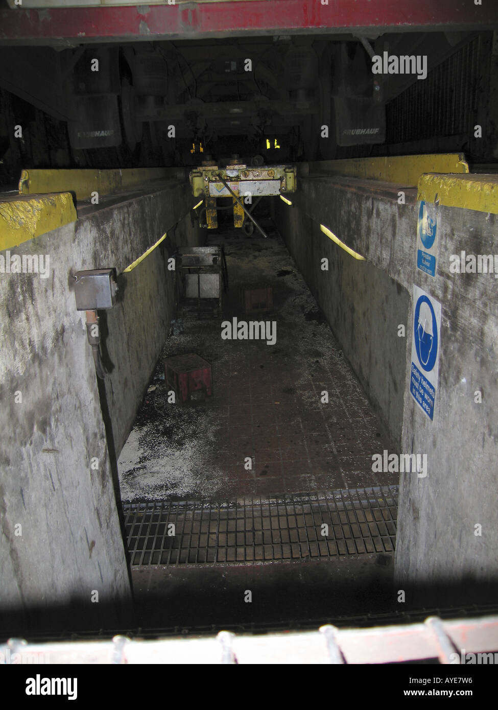 Inspection Pit High Resolution Stock Photography and Images - Alamy