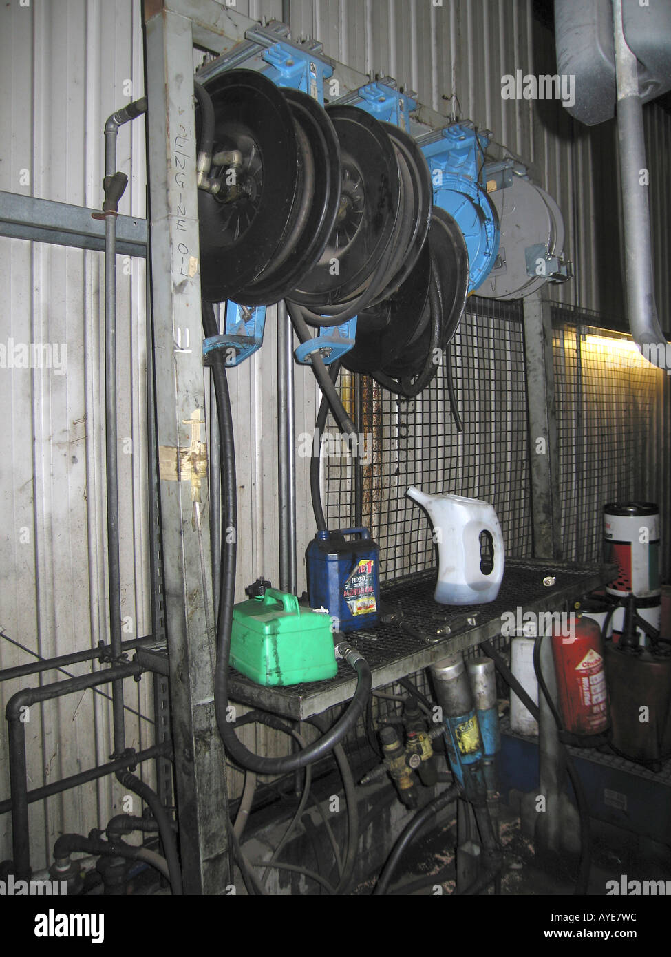 Oil cans garage hi-res stock photography and images - Alamy