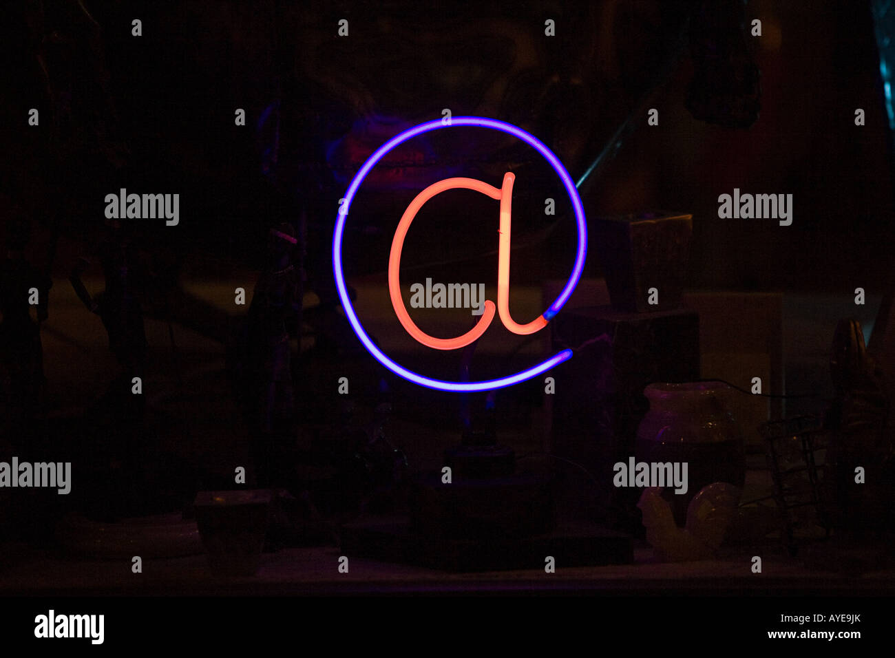 Neon sign for internet Stock Photo - Alamy