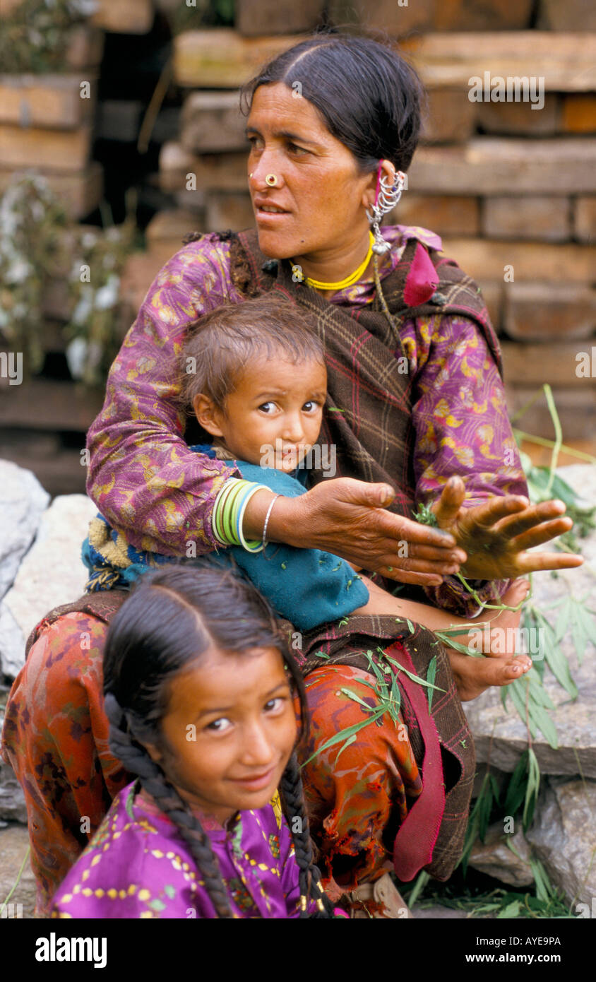 Hash resin hi-res stock photography and images - Alamy