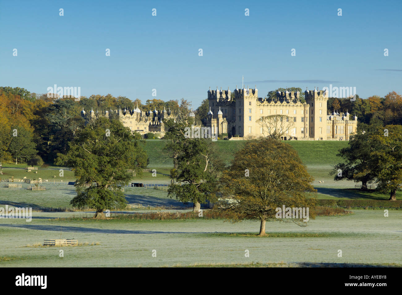 Floors Castle and the River Tweed, near Kelso, Scottish Borders ...