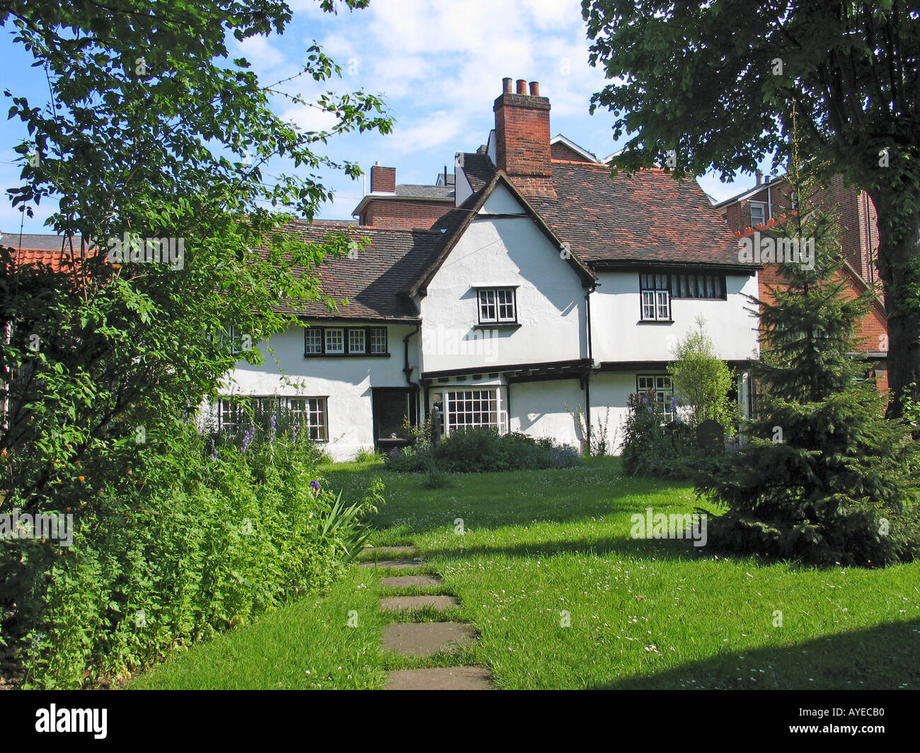 St mary in the elms hi-res stock photography and images - Alamy