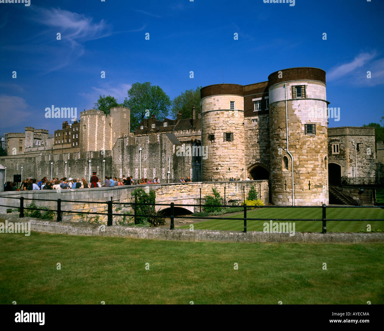 London England Tower Of London Bell Tower & Byward Tower Stock Photo ...