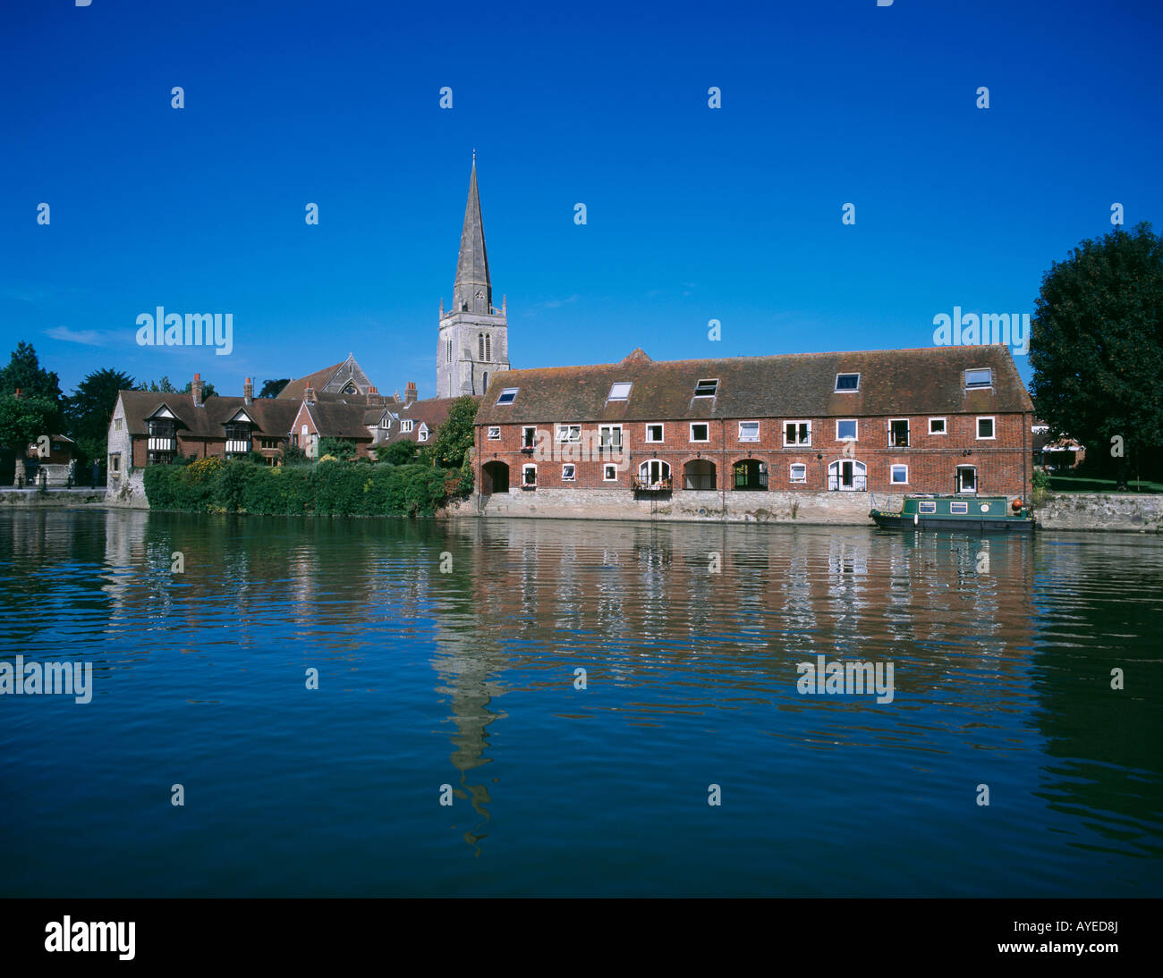 Thames river backdrop hi-res stock photography and images - Alamy