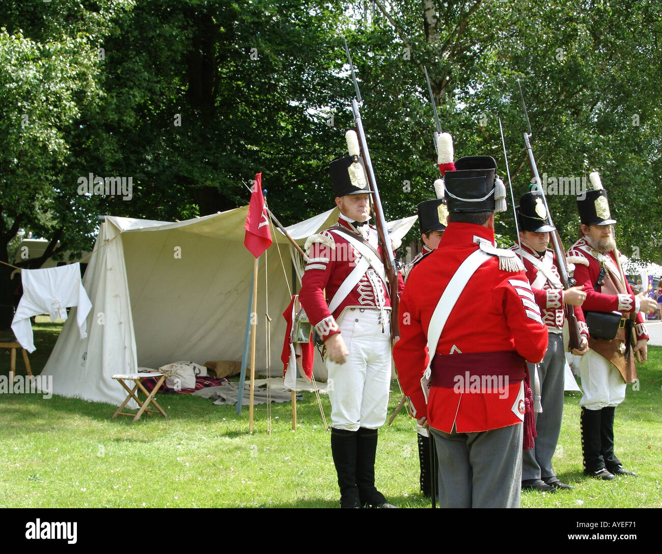 British soldiers on parade GB UK 2004 Stock Photo - Alamy