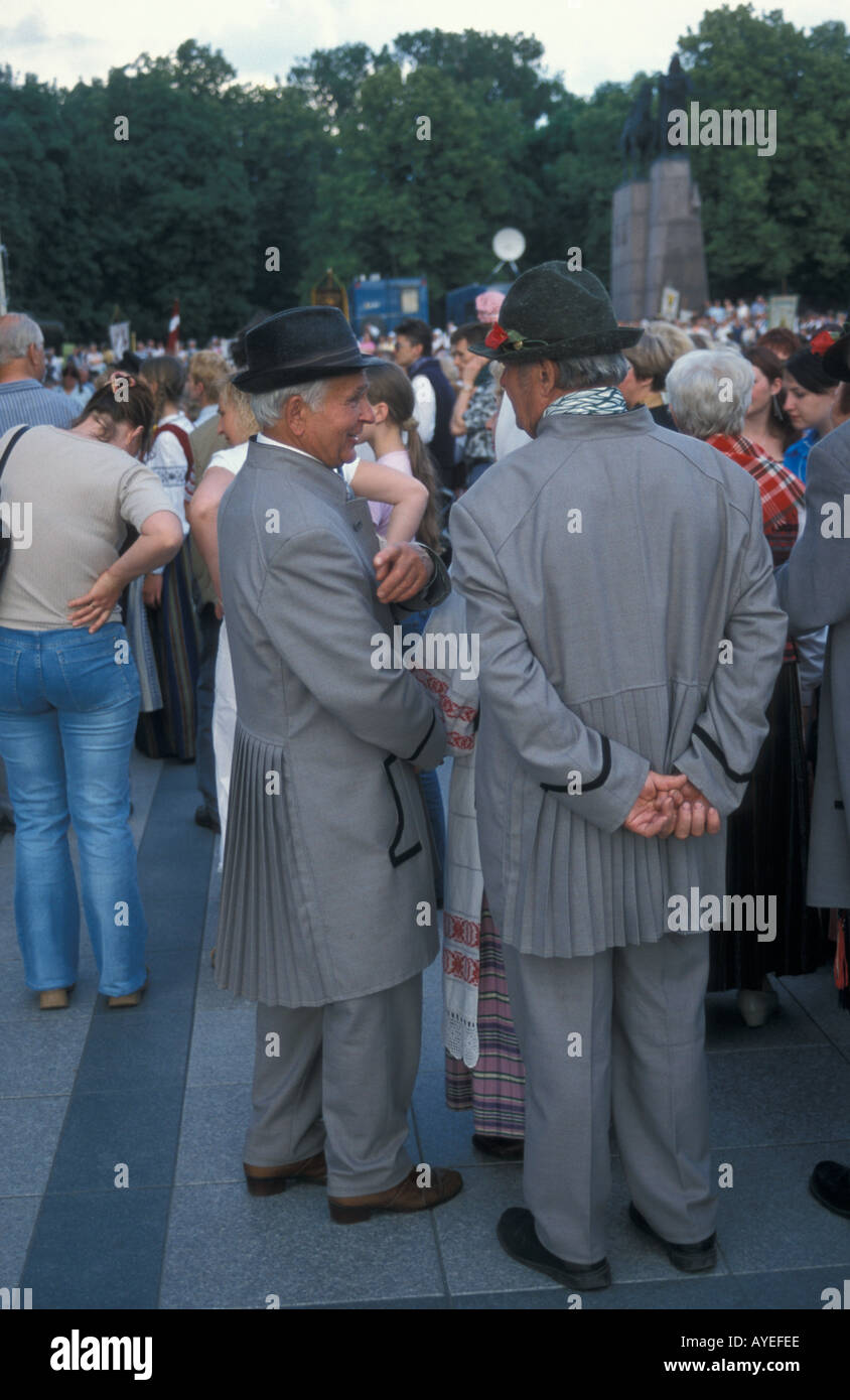 Lithuania Vilnius singers dressed in traditional folk costume during ...