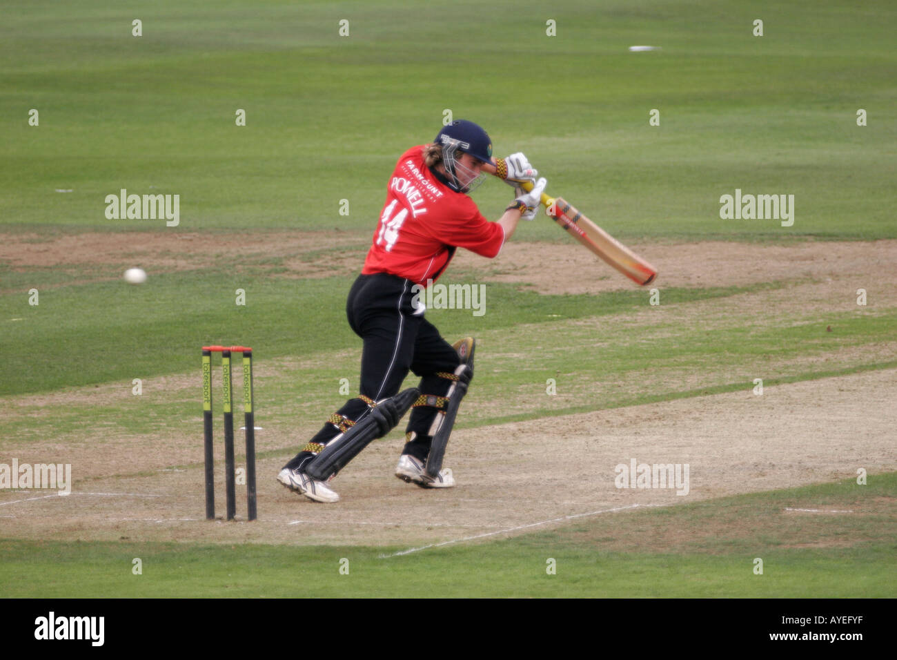 Mike powell hi-res stock photography and images - Alamy