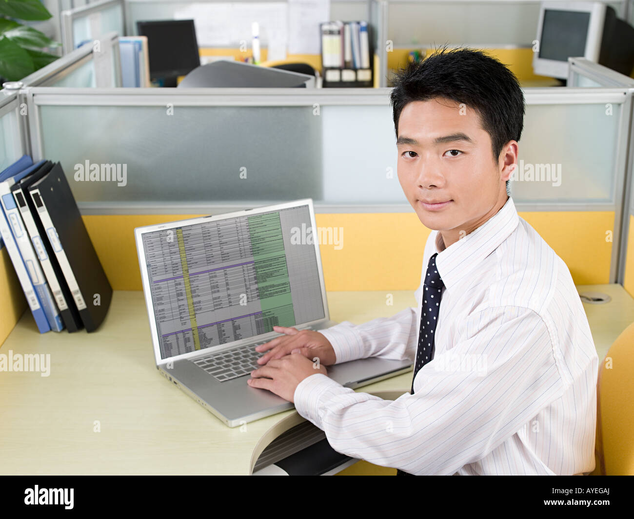 Asia men office sitting hi-res stock photography and images - Alamy