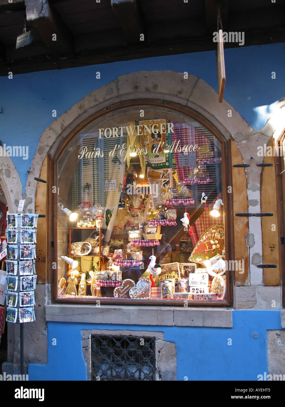 Alsatian gingerbread front shop hi-res stock photography and images - Alamy