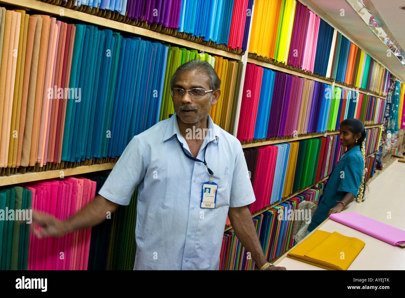 Sari sari store hi-res stock photography and images - Alamy