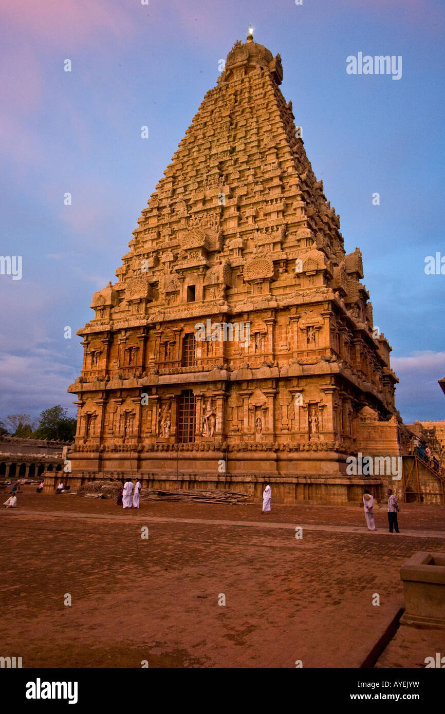 Sunset at Brihadishwara Hindu Temple in Thanjavur South India Stock ...