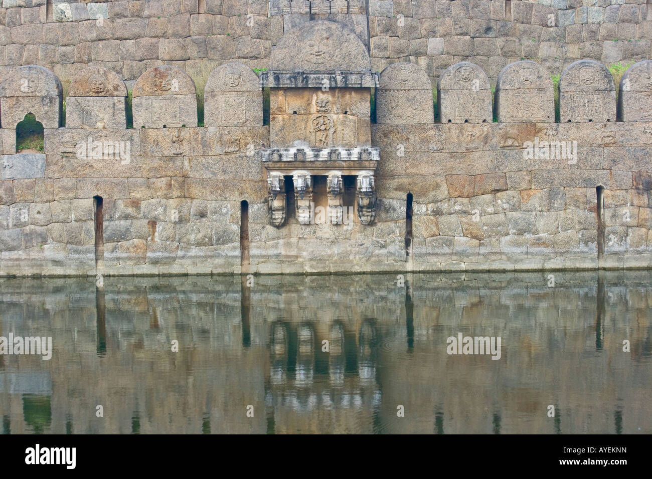 Moat and Walls at Vellore Fort in Vellore South India Stock Photo - Alamy