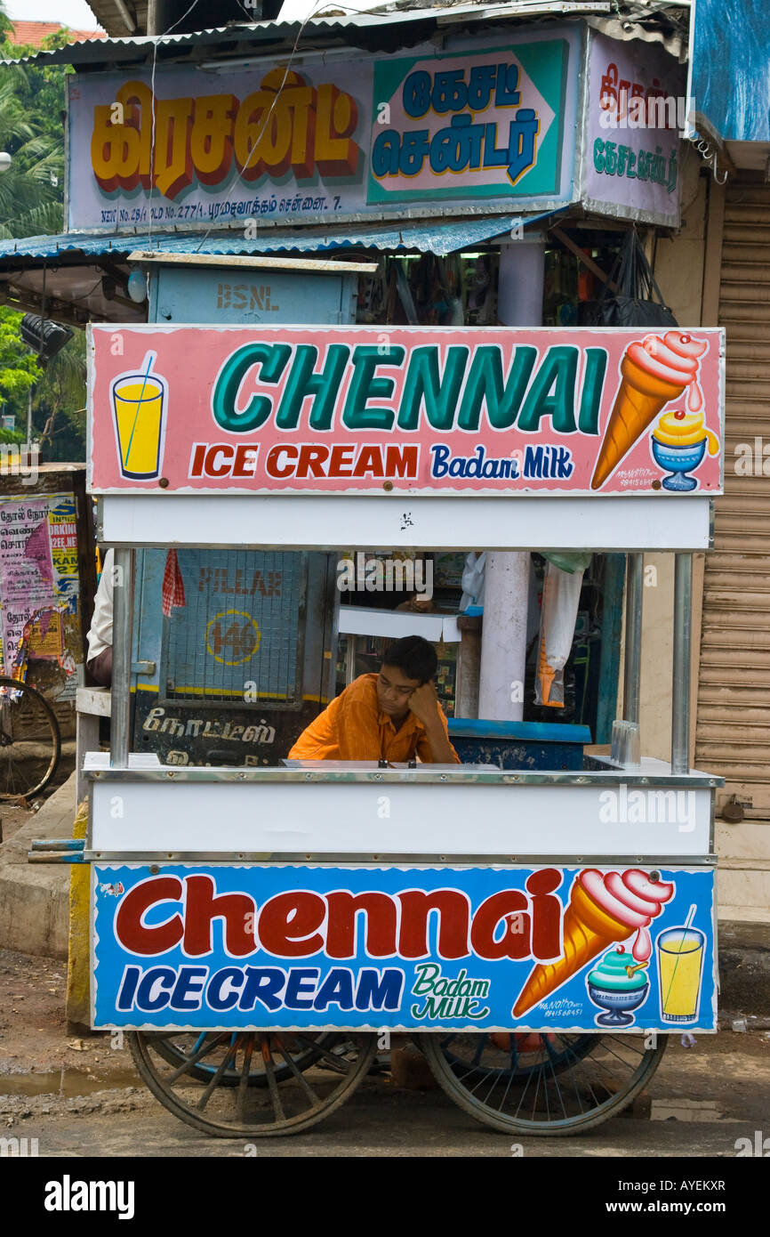 Ice cream stand hi-res stock photography and images - Alamy