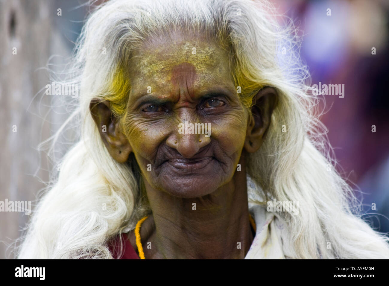 Homeless Hindu Woman in Chennai South India Stock Photo - Alamy