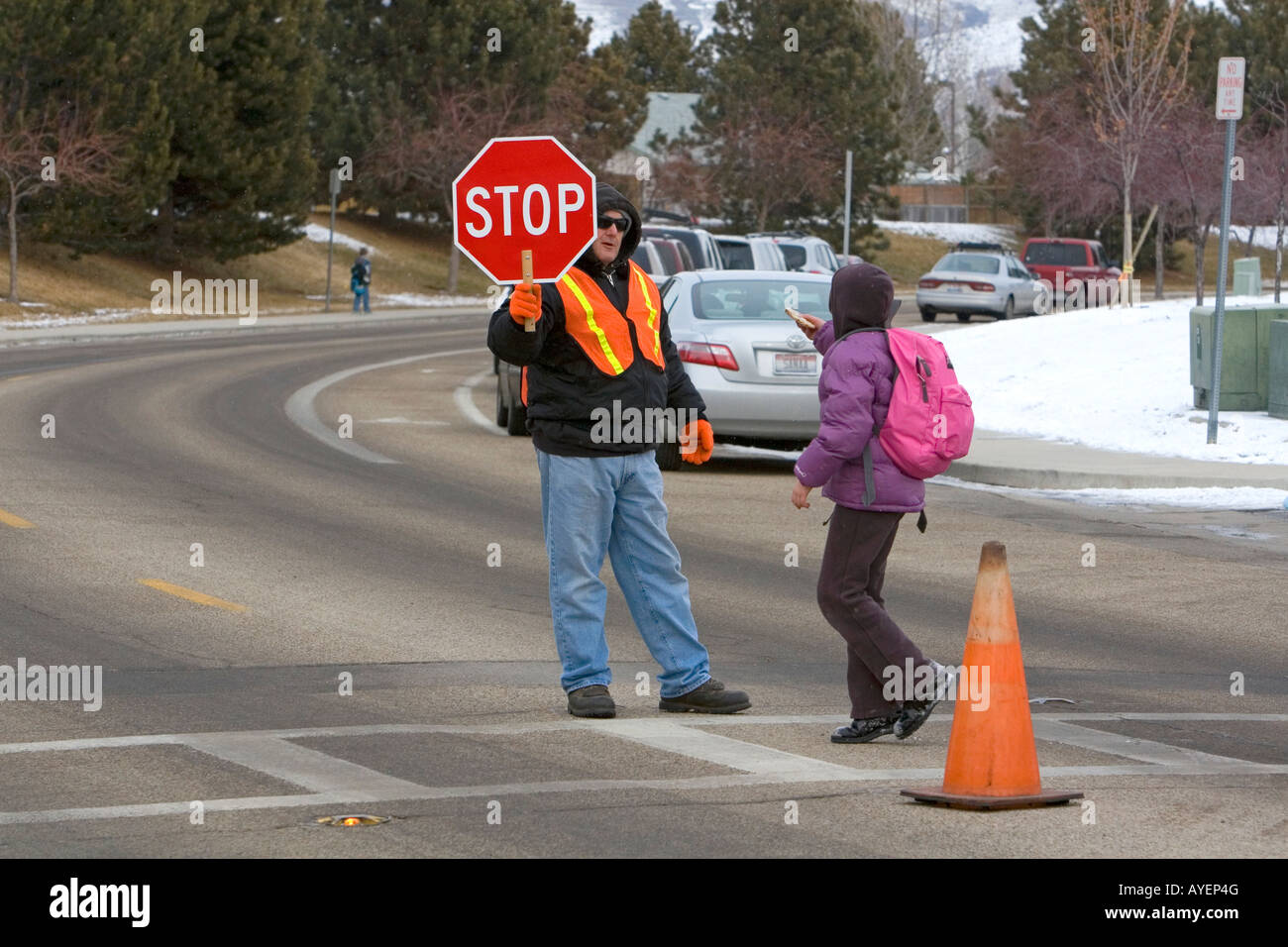 School crossing guard hi-res stock photography and images - Alamy
