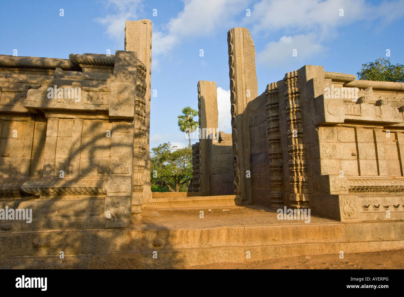 Rayala Gopuram in Mamallapuram South India Stock Photo - Alamy
