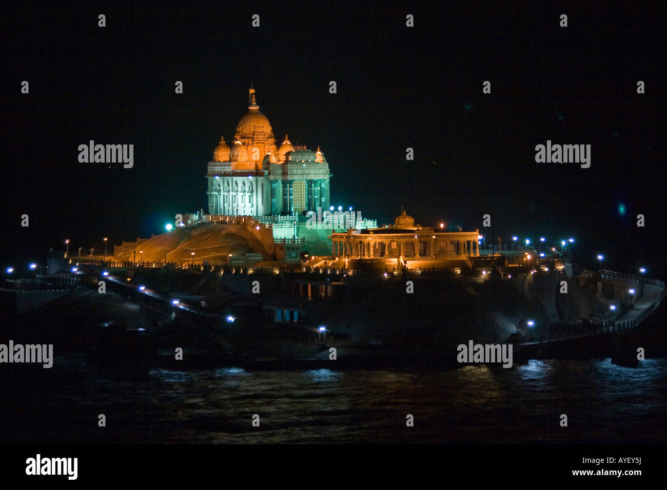 Vivekananda Rock Memorial in Kanyakumari South India Stock Photo - Alamy