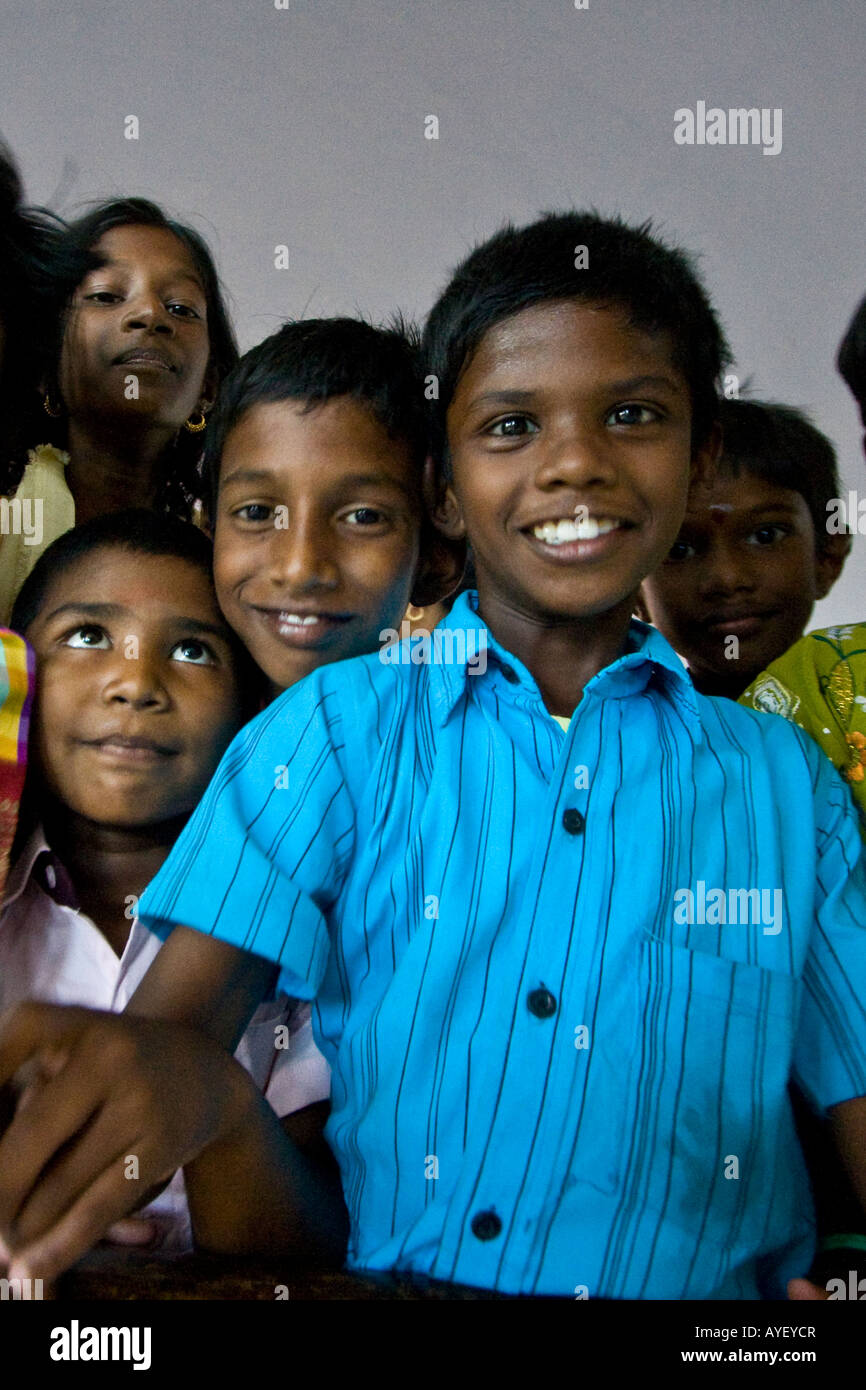 Indian smiling children hi-res stock photography and images - Alamy