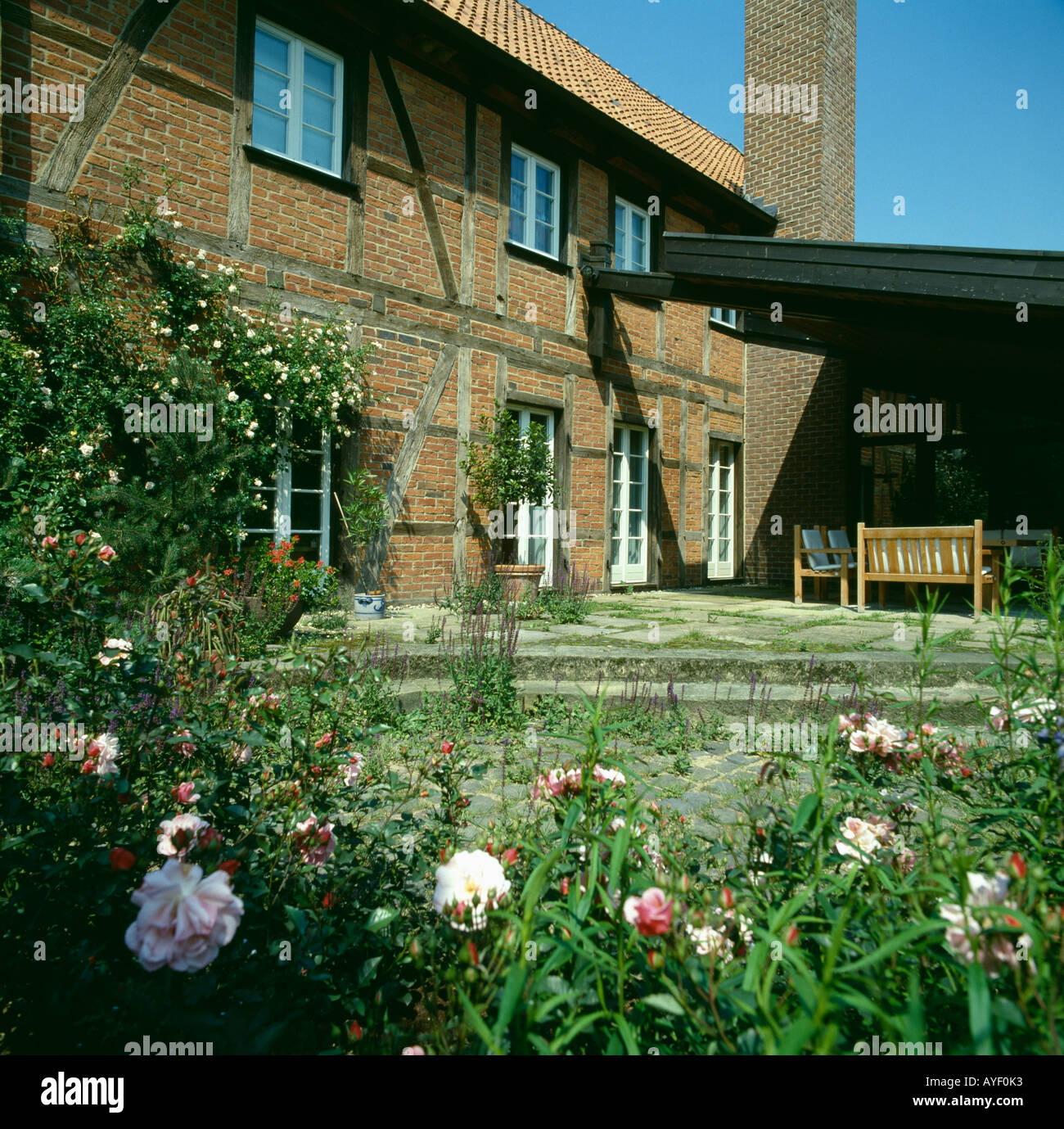 Traditional brick country house Stock Photo - Alamy