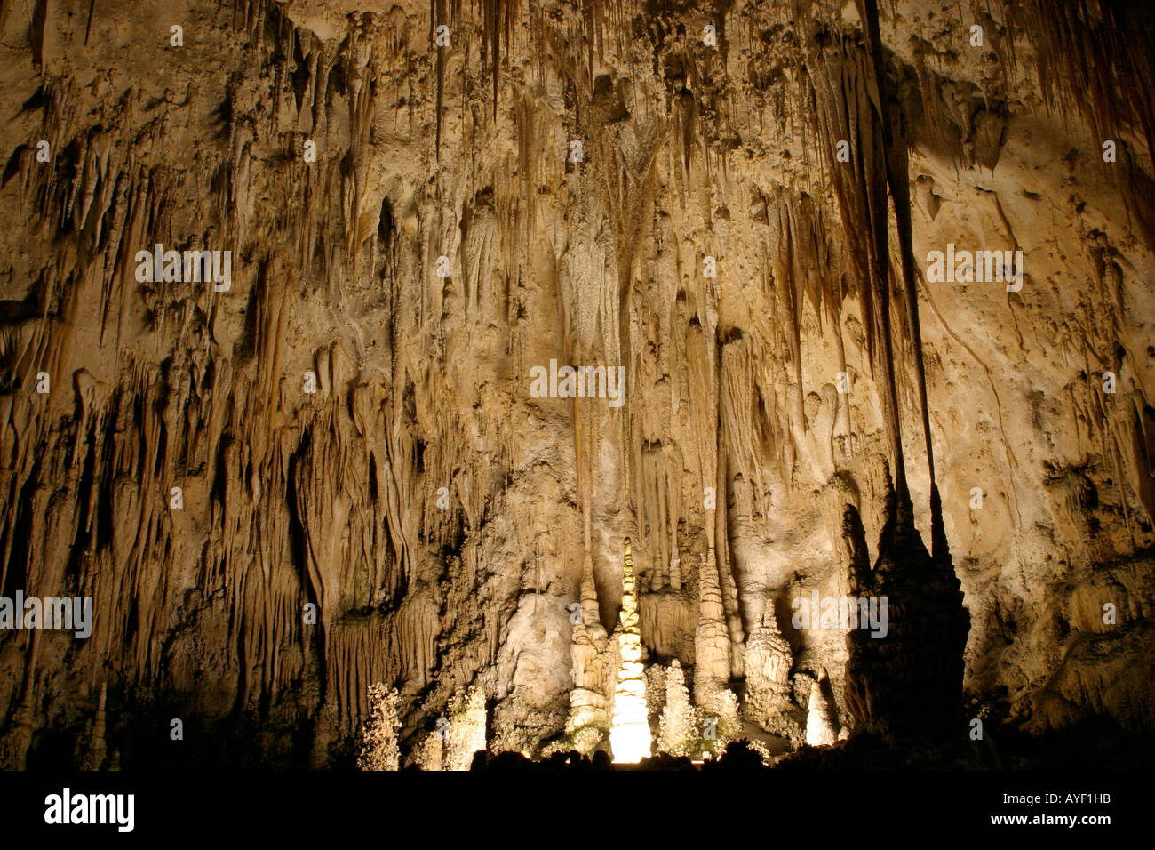 stunning underground limestone stalactities and stalagmites The Big ...