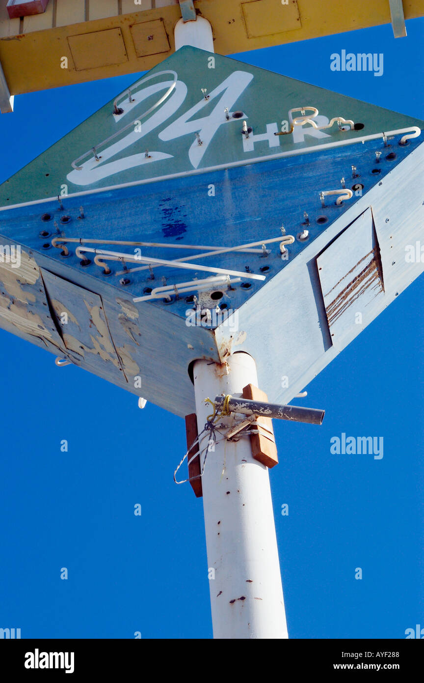 24 Hours sign Stock Photo - Alamy