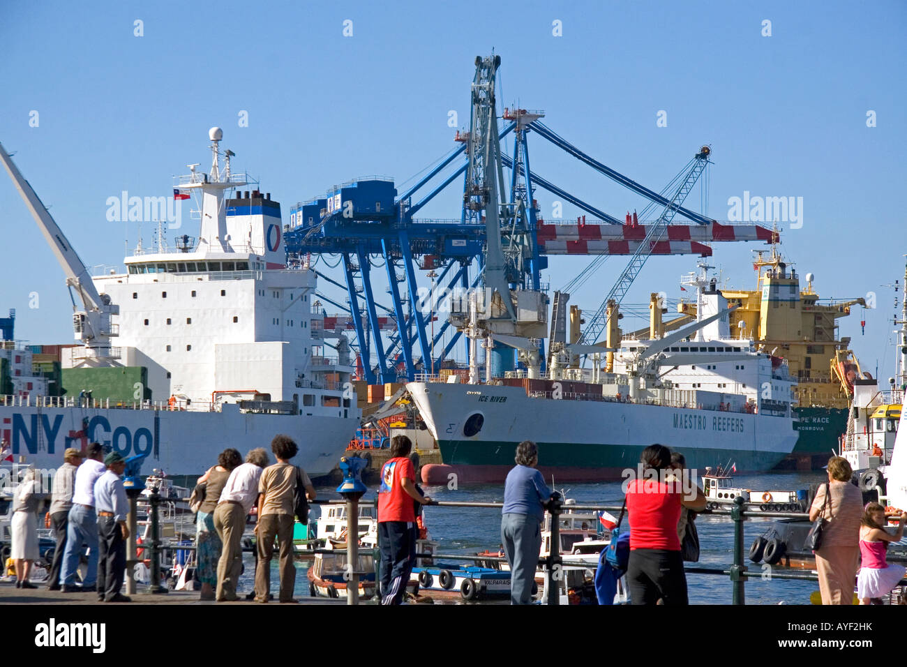 Container ships docked at the Port in Valparaiso Chile Stock Photo - Alamy